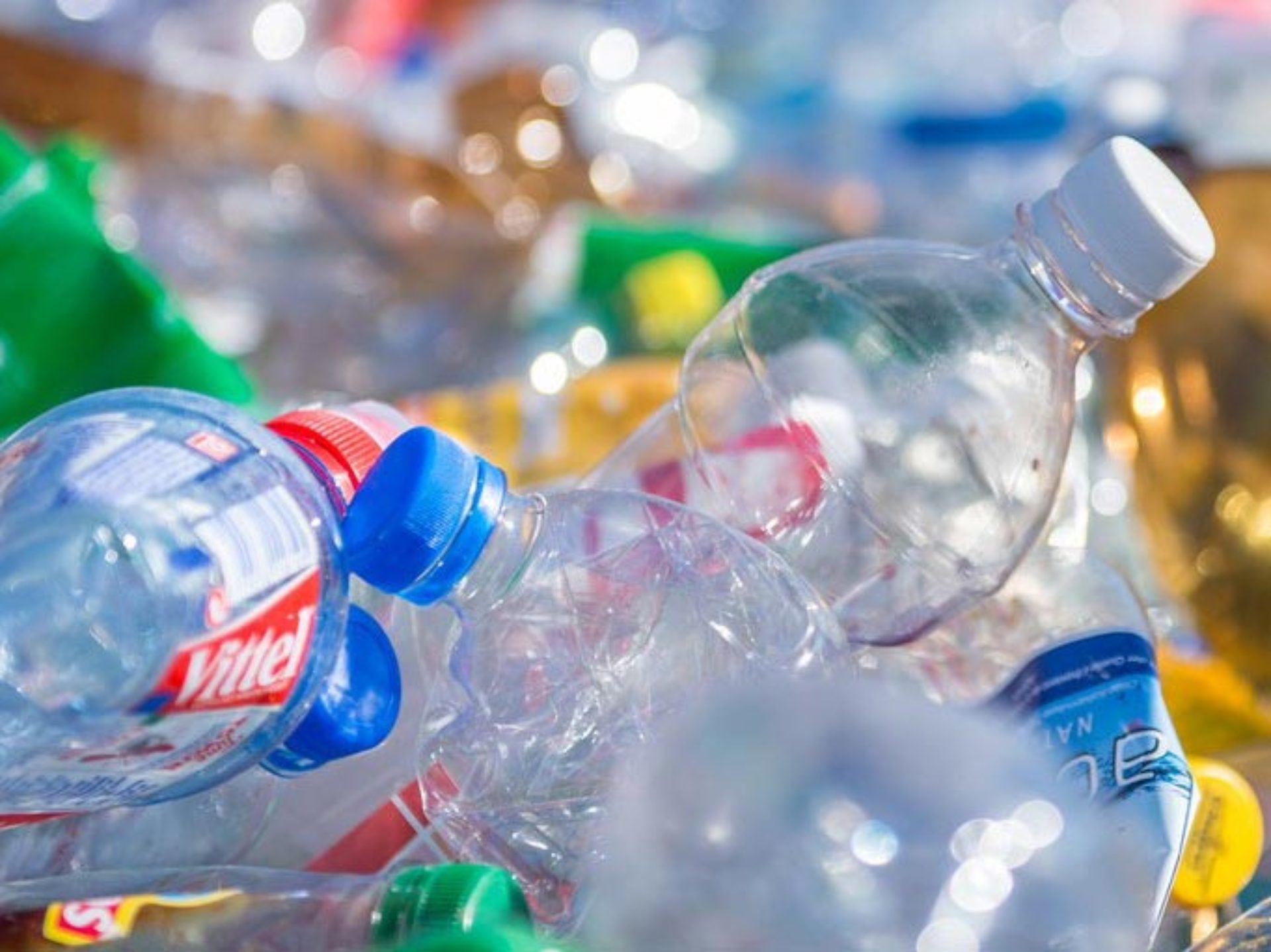 PET-Flaschen gratis entsorgen | Stalder Tiefbau AG